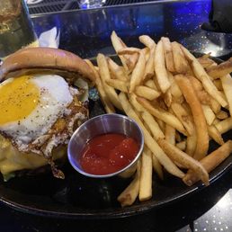 RAI’S RENDEZVOUS KITCHEN + BAR - Updated January 2026 - 117 Photos & 73 Reviews - 44042 Pipeline ...