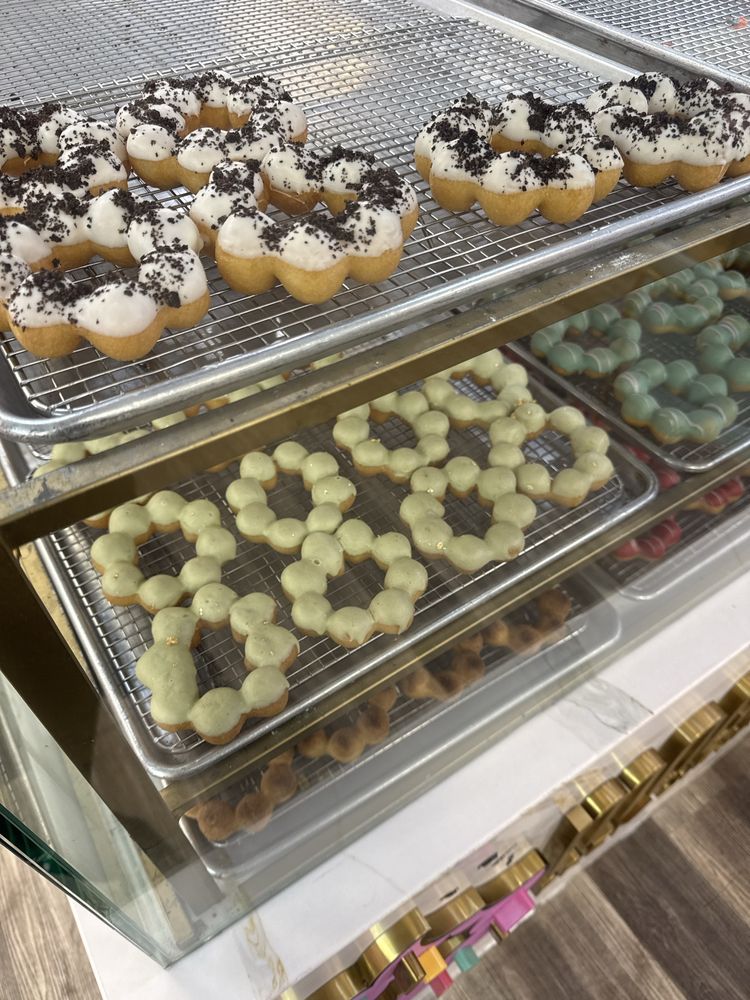MOCHI D---H - Updated June 2026 - 959 W March Ln, Stockton, California ...
