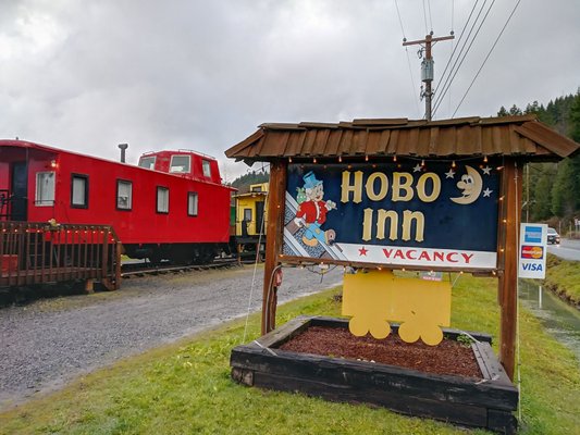 HOBO INN - Updated March 2025 - 27 Photos & 25 Reviews - 54106 Hwy 7 E ...