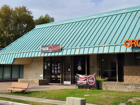 TACO PINTO - Updated December 2025 - 122 Photos & 105 Reviews - 1785 W ...