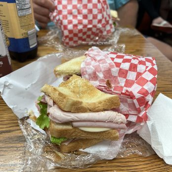 ROUTE 1 COUNTRY STORE DELI & BAKERY - Updated July 2024 - 72 Photos ...