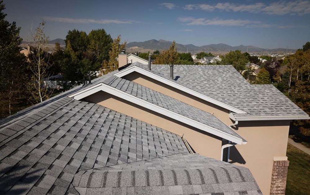 AESTHETIC ROOFING - Updated June 2026 - 22 Photos - 10653 S River Front ...