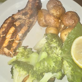 BAYHOUSE WATERFRONT BAR AND GRILLE - Updated December 2025 - 479 Photos ...