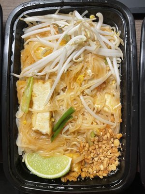 HELLO THAI - Updated October 2025 - 67 Photos & 52 Reviews - 1215 W ...