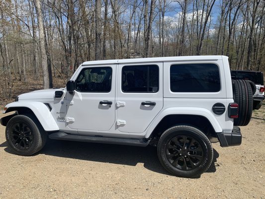 CROWN MOTORS CHRYSLER DODGE JEEP RAM - Updated May 2026 - 32 Photos ...