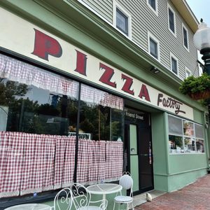 MERRIMAC HOUSE OF PIZZA - 29 Reviews - Pizza - 24 Merrimac Sq, Merrimac ...