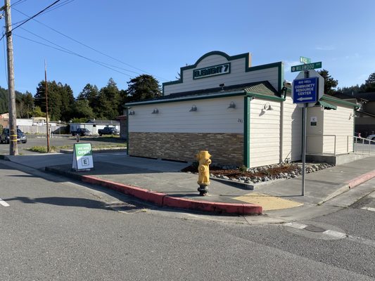 ELEMENT 7 DISPENSARY RIO DELL - Updated May 2025 - 14 Photos - 281 ...