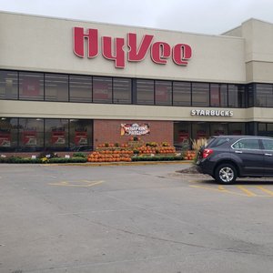 HY-VEE - Updated December 2024 - 20 Reviews - 2930 18th Ave, Rock ...