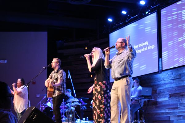 LAUREL RIDGE COMMUNITY CHURCH - Updated December 2025 - 40 Photos & 14 ...