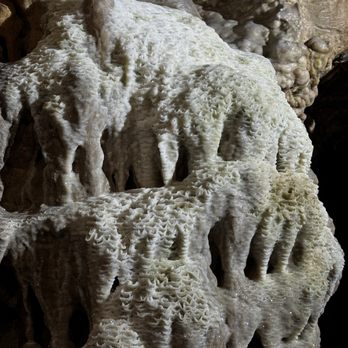 CRYSTAL GROTTOES CAVERNS - Updated September 2025 - 177 Photos & 101 ...