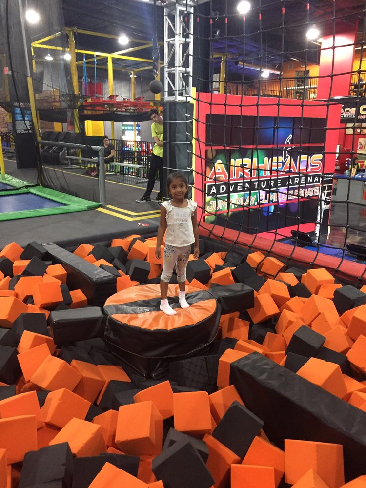 AIRHEADS TRAMPOLINE ARENA - ST. PETE/CLEARWATER - 40 Photos & 48 ...