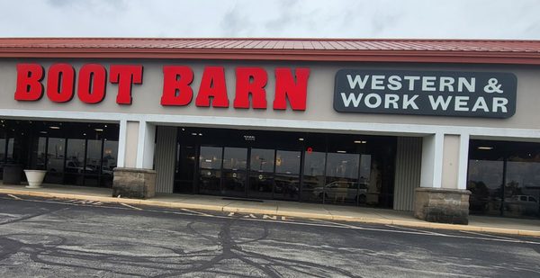 BOOT BARN - Updated January 2025 - 24 Photos - 8366 Castleton Corner Dr ...