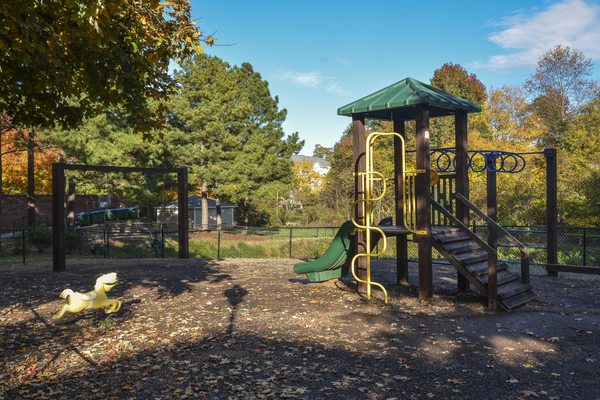 WINDSOR ADDISON PARK - Updated October 2025 - 11 Photos - 6225 ...