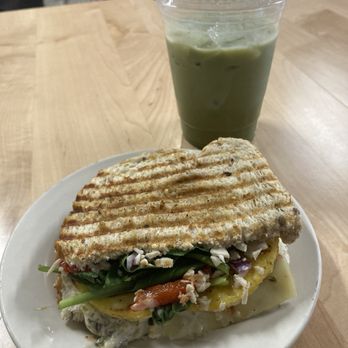 DAILY DOSE CAFE & ESPRESSO - Updated October 2025 - 88 Photos & 111 ...