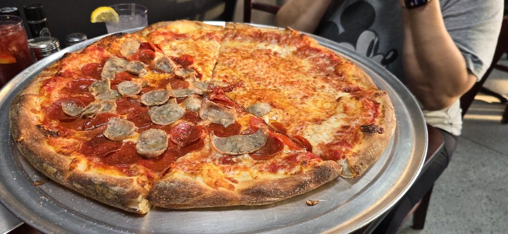 FAT BOYS PIZZA AND SUBS - Updated August 2025 - 21 Photos & 17 Reviews ...