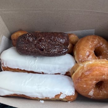 DONUT DRIVE-IN - Updated November 2025 - 285 Photos & 395 Reviews ...