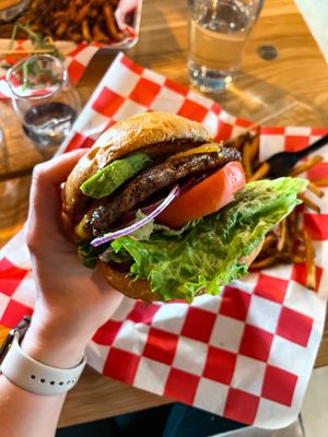 THE MIGHTY BURGER - Updated January 2026 - 12 Reviews - 1898 S Flatiron ...