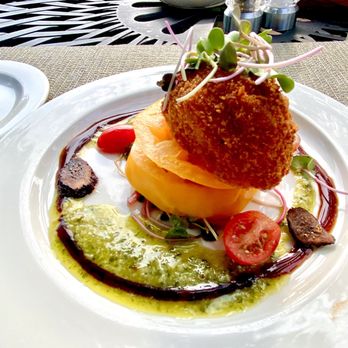 WALLOON LAKE INN - Updated June 2024 - 117 Photos & 80 Reviews - 4178 W ...