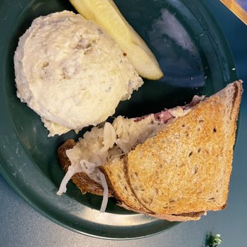 CLARAS TIDBITS RESTAURANT & CATERING - Updated August 2024 - 131 Photos ...