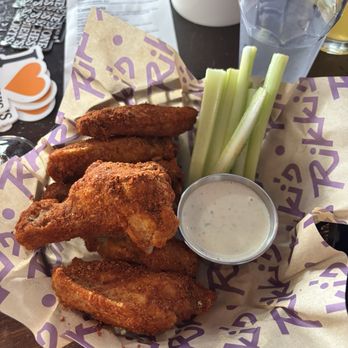 RIKKI’S - Updated January 2026 - 60 Photos & 36 Reviews - 2223 Market ...