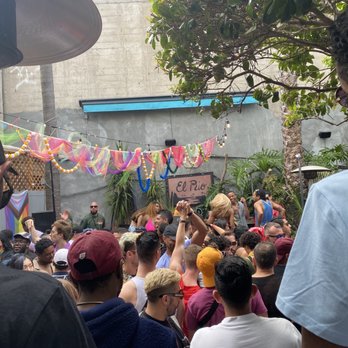 EL RIO - Updated May 2025 - 259 Photos & 802 Reviews - 3158 Mission St ...