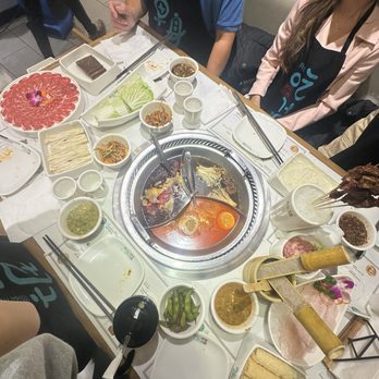 QIAO LIN HOTPOT - BOSTON - Updated January 2025 - 292 Photos & 157 ...