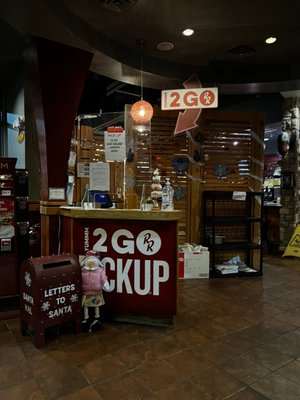 RED ROBIN GOURMET BURGERS AND BREWS - Updated May 2026 - 184 Photos ...