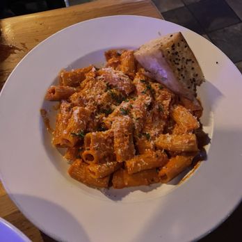 THOMAS STREET WAREHOUSE - Updated September 2024 - 244 Photos & 268 ...