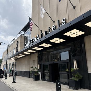 CAMBRIA HOTEL DETROIT DOWNTOWN - Updated January 2026 - 79 Photos & 41 ...