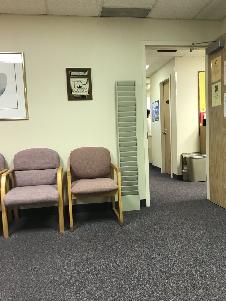 RICHARD R ROSENTHAL, MD - Updated April 2024 - 22 Photos & 15 Reviews ...