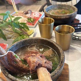 HOT STONE PHO - Updated December 2024 - 394 Photos & 184 Reviews ...