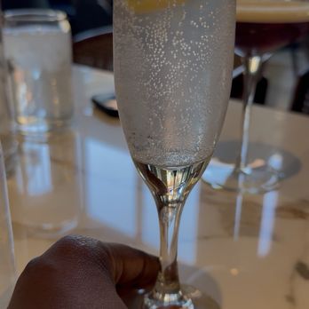 BIRDIE’S BARROOM AND KITCHEN - Updated August 2025 - 195 Photos & 110 ...