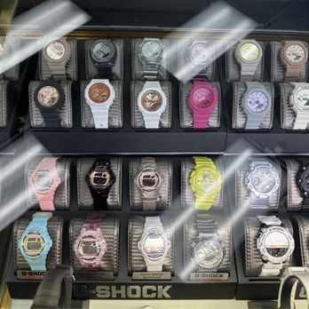 TIME CENTER - Updated November 2024 - 102 Photos & 172 Reviews - 1715 E ...