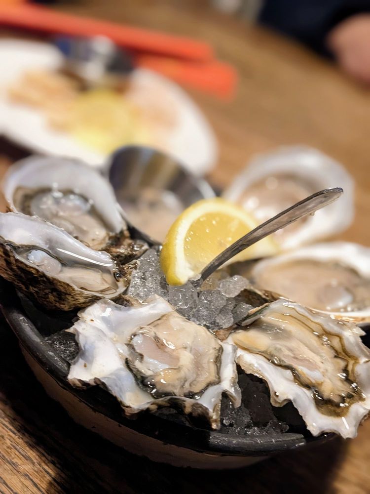 TAYLOR SHELLFISH OYSTER BAR - Updated July 2024 - 1831 Photos & 1005 ...