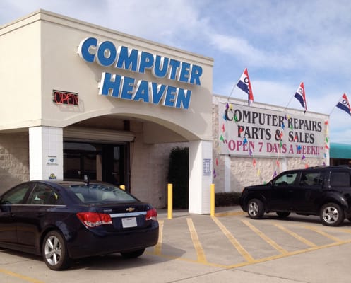 COMPUTER HEAVEN - Updated December 2025 - 24 Reviews - 577 Oak Villa ...