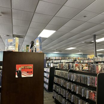 BOOKMANS ENTERTAINMENT EXCHANGE - Updated August 2025 - 153 Photos ...
