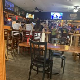 BUSTERS SPORTS TAVERN - Updated June 2025 - 169 Photos & 198 Reviews ...