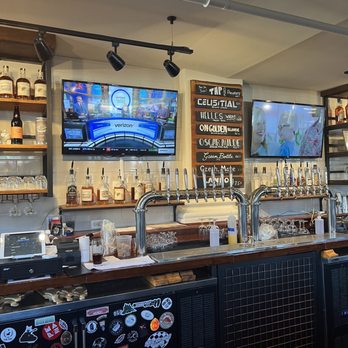 ONE LAKE BREWING - Updated July 2025 - 90 Photos & 96 Reviews - 1 Lake ...