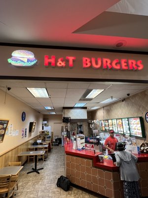H & T BURGERS - Updated January 2026 - 300 Photos & 233 Verified ...