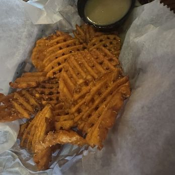 GABBY GOAT AMERICAN PUB & GRILL - Updated September 2024 - 262 Photos ...