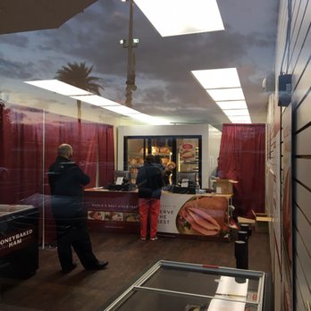 HONEY BAKED HAM SEASONAL STORE - Updated December 2025 - 31 Photos ...