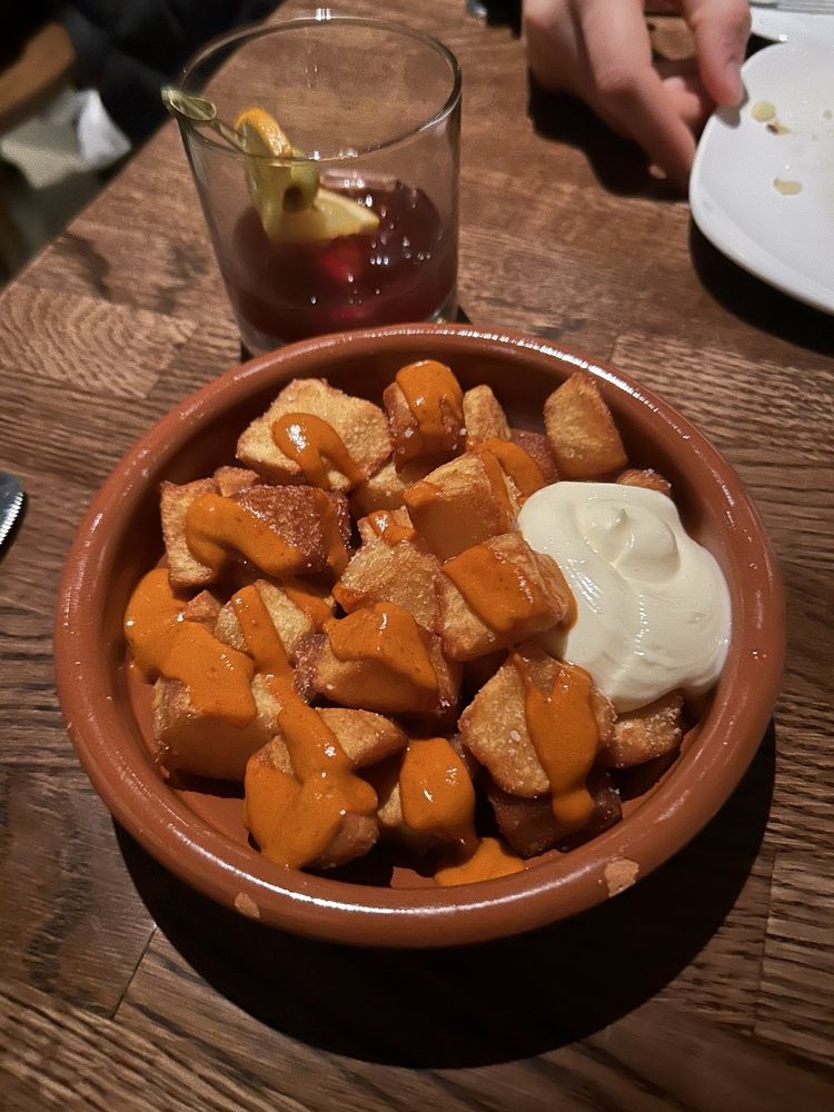 ZURITO - Updated January 2025 - 26 Charles St, Boston, Massachusetts ...