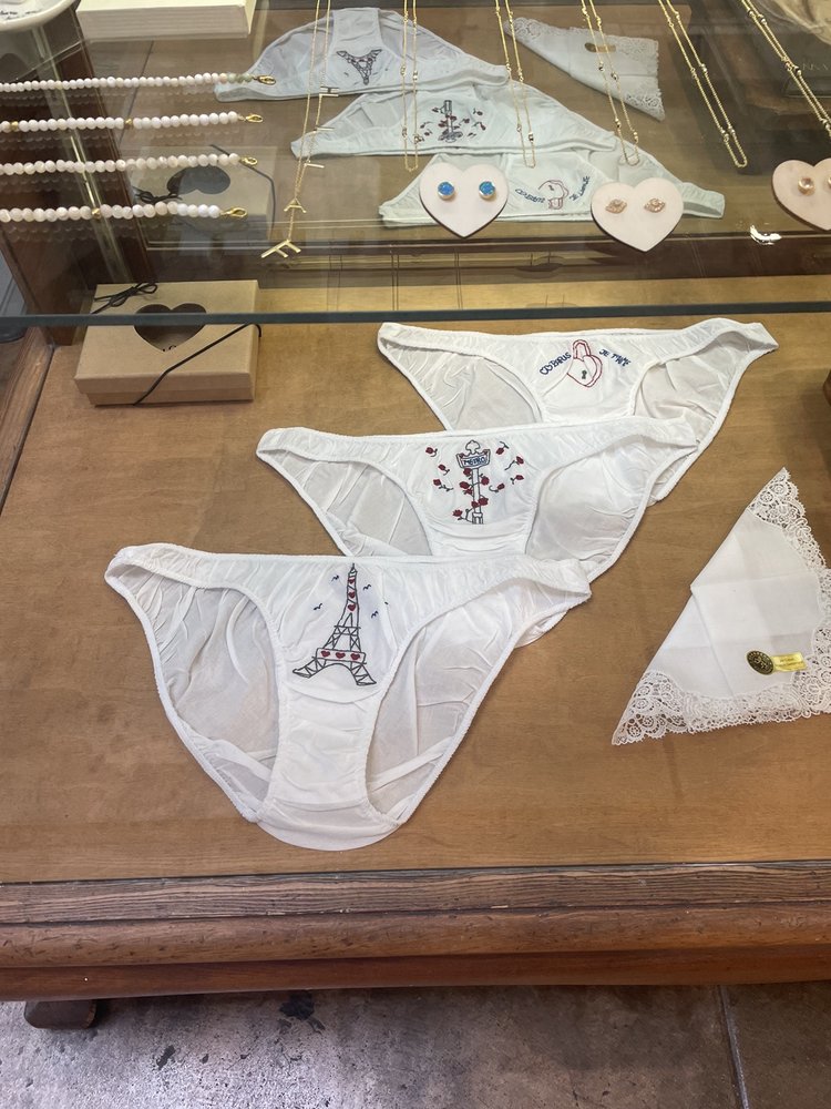 ONLY HEARTS - Updated October 2025 - 23 Reviews - 1407 Montana Ave ...