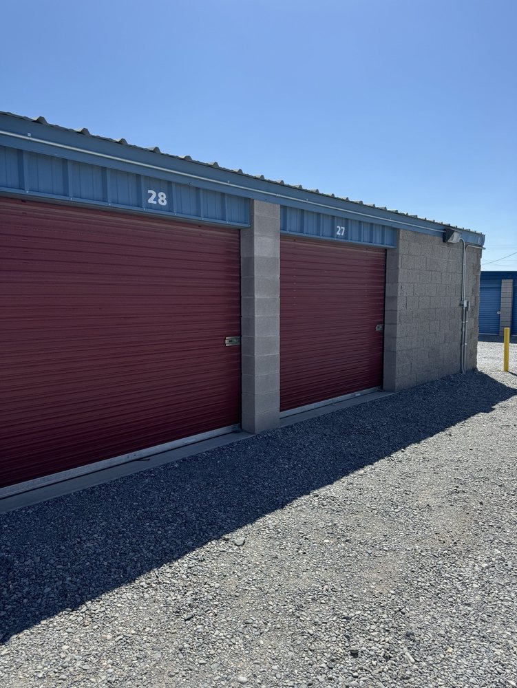 A-PLUS MINI STORAGE - Updated December 2025 - 11 Photos - 781 S Lola Ln ...