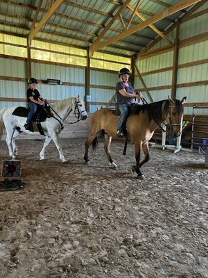 THUNDERHORSE - Updated December 2025 - 15 Photos - 4418 W Cedar Creek ...