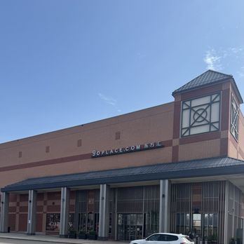 GO PLACE - Updated July 2025 - 704 Photos & 122 Reviews - 3275 Highway ...