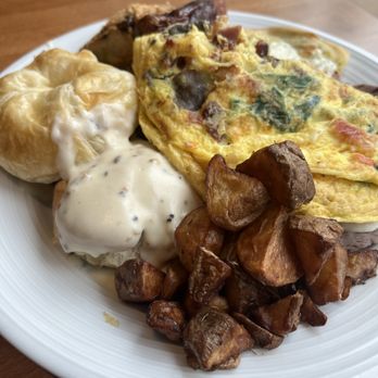 PINSTRIPES - Updated June 2025 - 565 Photos & 437 Reviews - 3849 ...