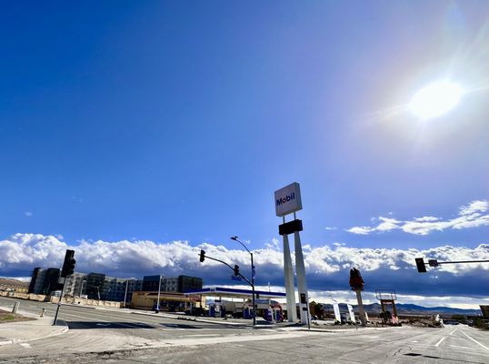 OUTLETS AT BARSTOW - Updated December 2025 - 245 Photos & 116 Reviews ...