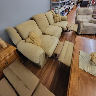 COMMUNITY PROJECT THRIFT STORE - Updated October 2025 - 30 Photos - 710 ...