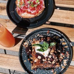 CAFE ROWAN - 323 Photos & 214 Reviews - 4437 SE Cesar E Chavez Blvd ...